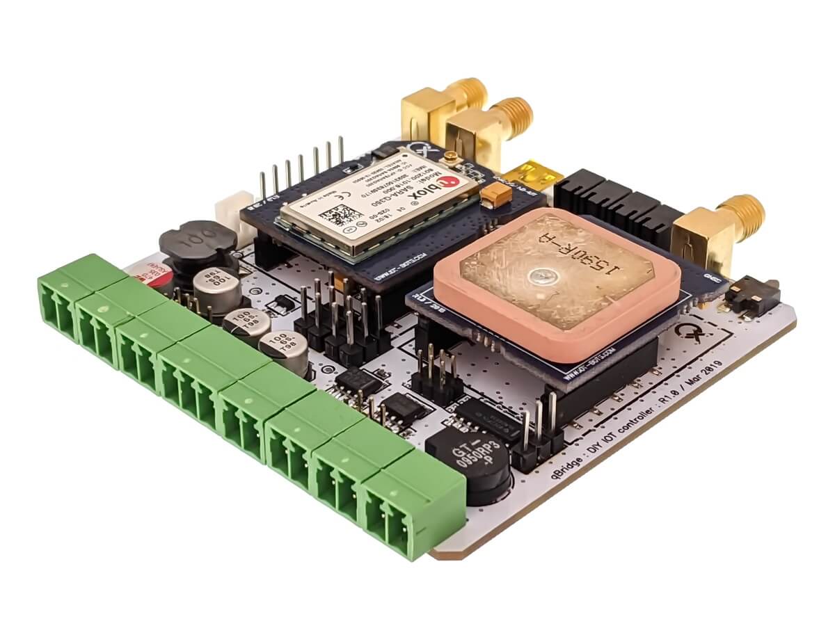 q3 QWARKS IOT Controller Kit – IOT-BOTS.COM